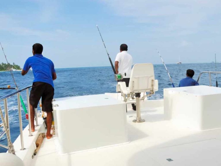 Fishing in MALDIVES: The Complete Guide