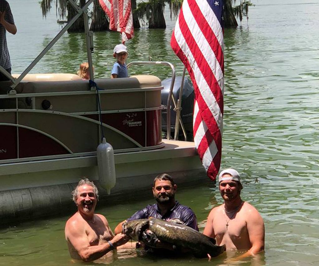 How to Go Catfish Noodling: The Complete Guide for 2025