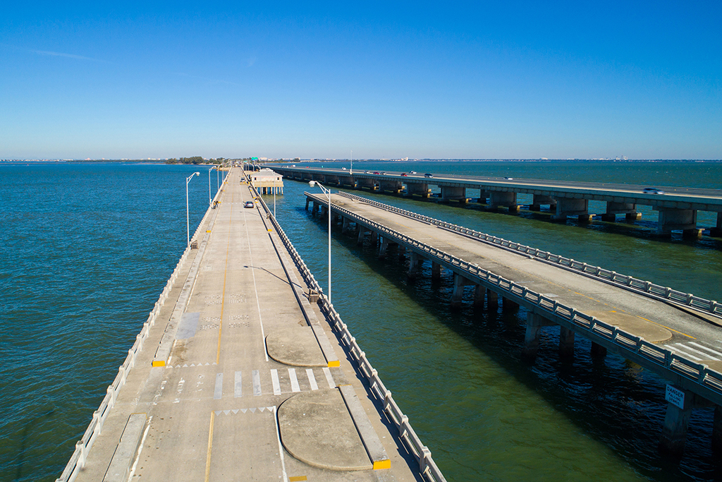 Fishing Piers in Florida: The 7 Best Spots in the State