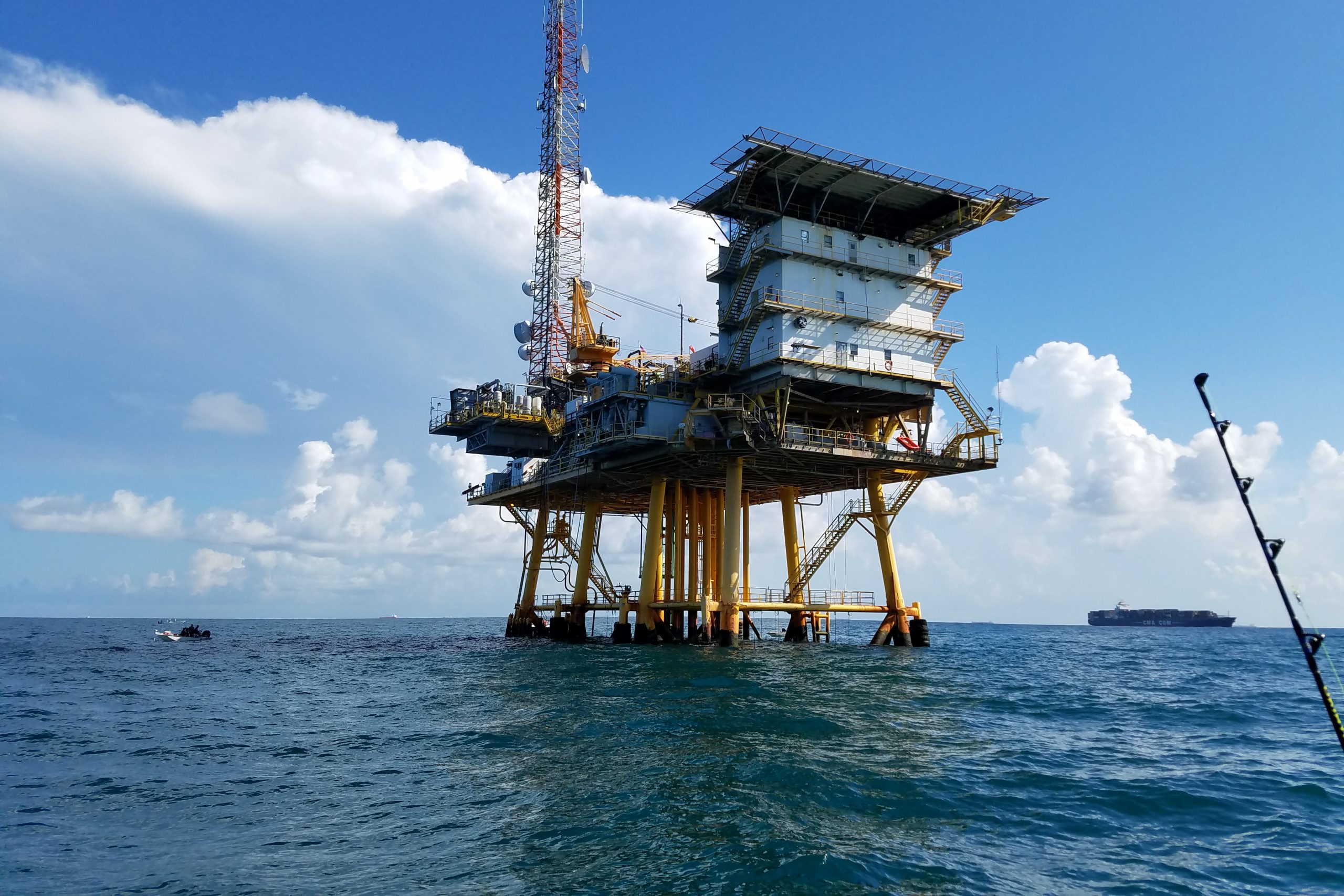 How to Go Oil Rig Fishing in the Gulf of Mexico: The Complete Guide for 2025