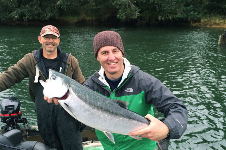 Salmon and Steelhead Fishing in Oregon: The Complete Guide for 2023