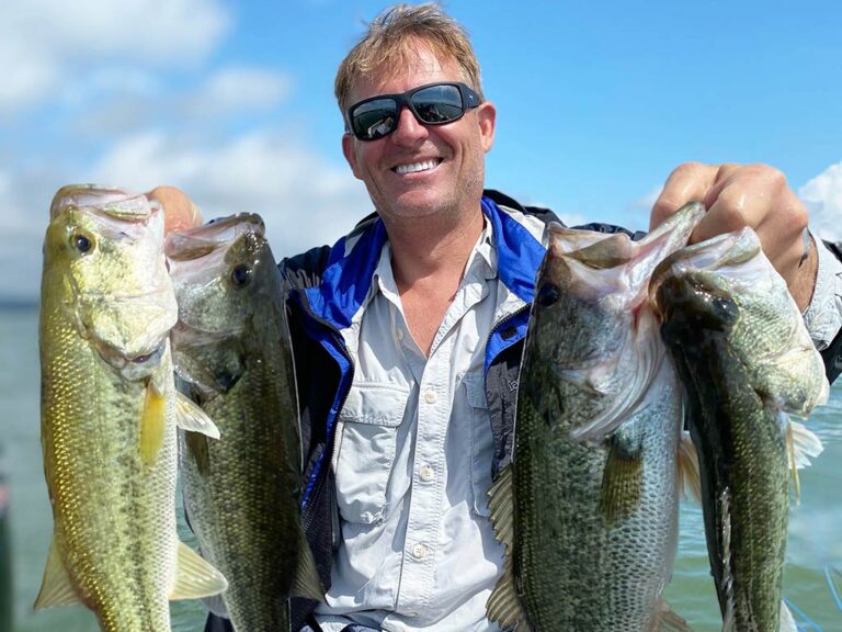 Fishing in LAKE TRAVIS: The Complete Guide