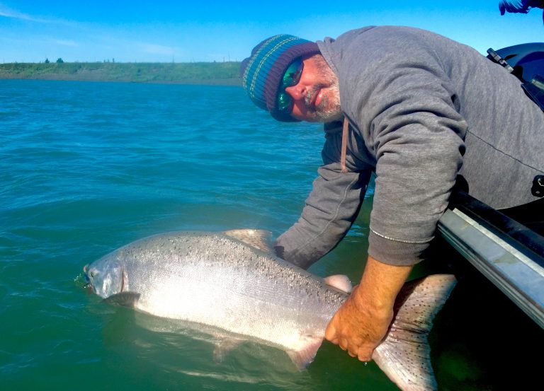 How to Fish for Salmon in Alaska: The Complete Guide for 2025