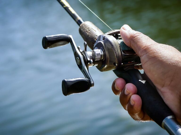Baitcasting
