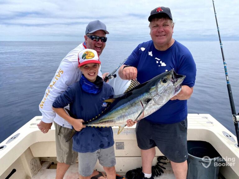 Tuna Fishing Season: The Complete Guide for 2026